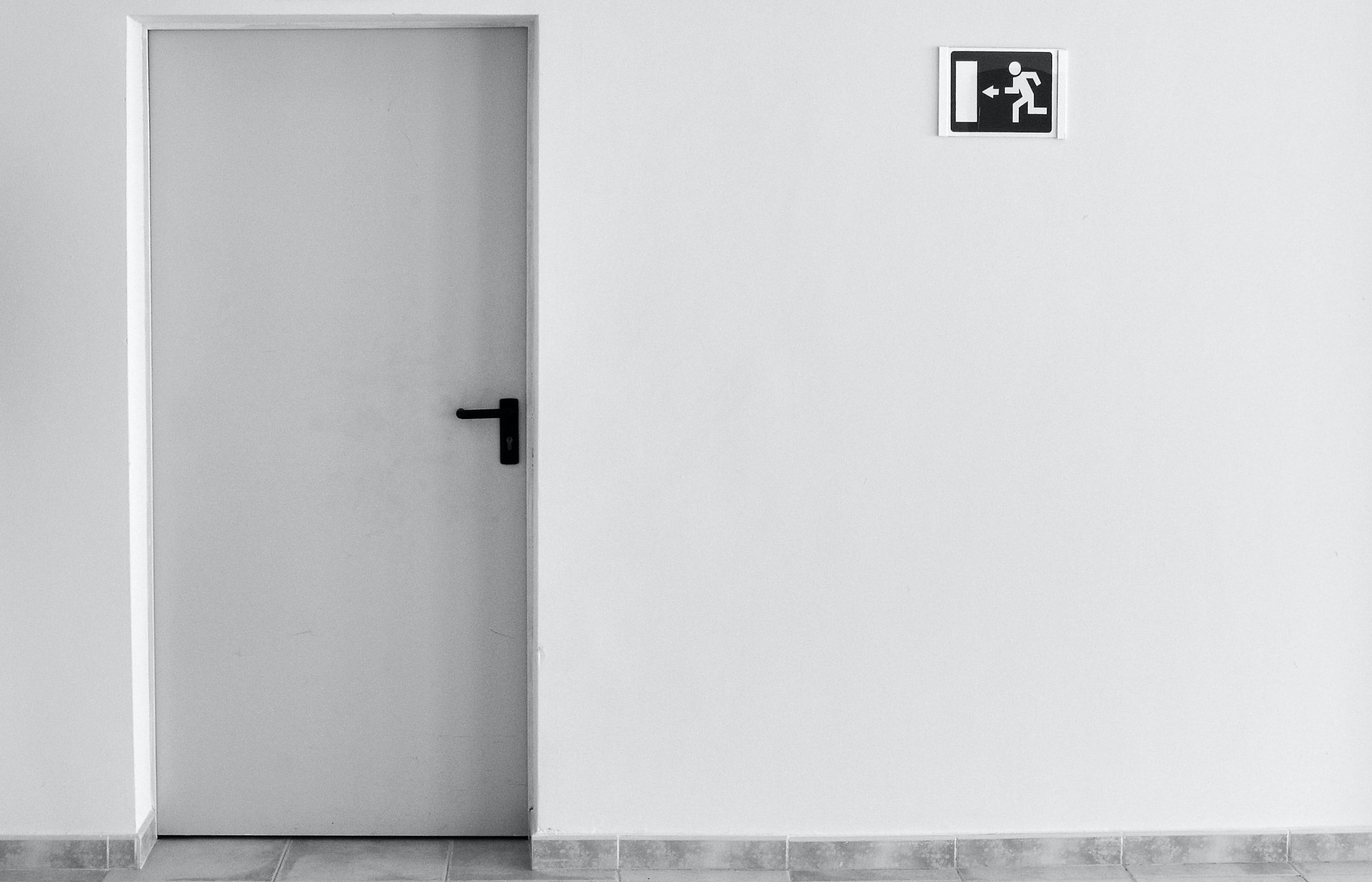 What are cold room entrapment alarms & when are they used?